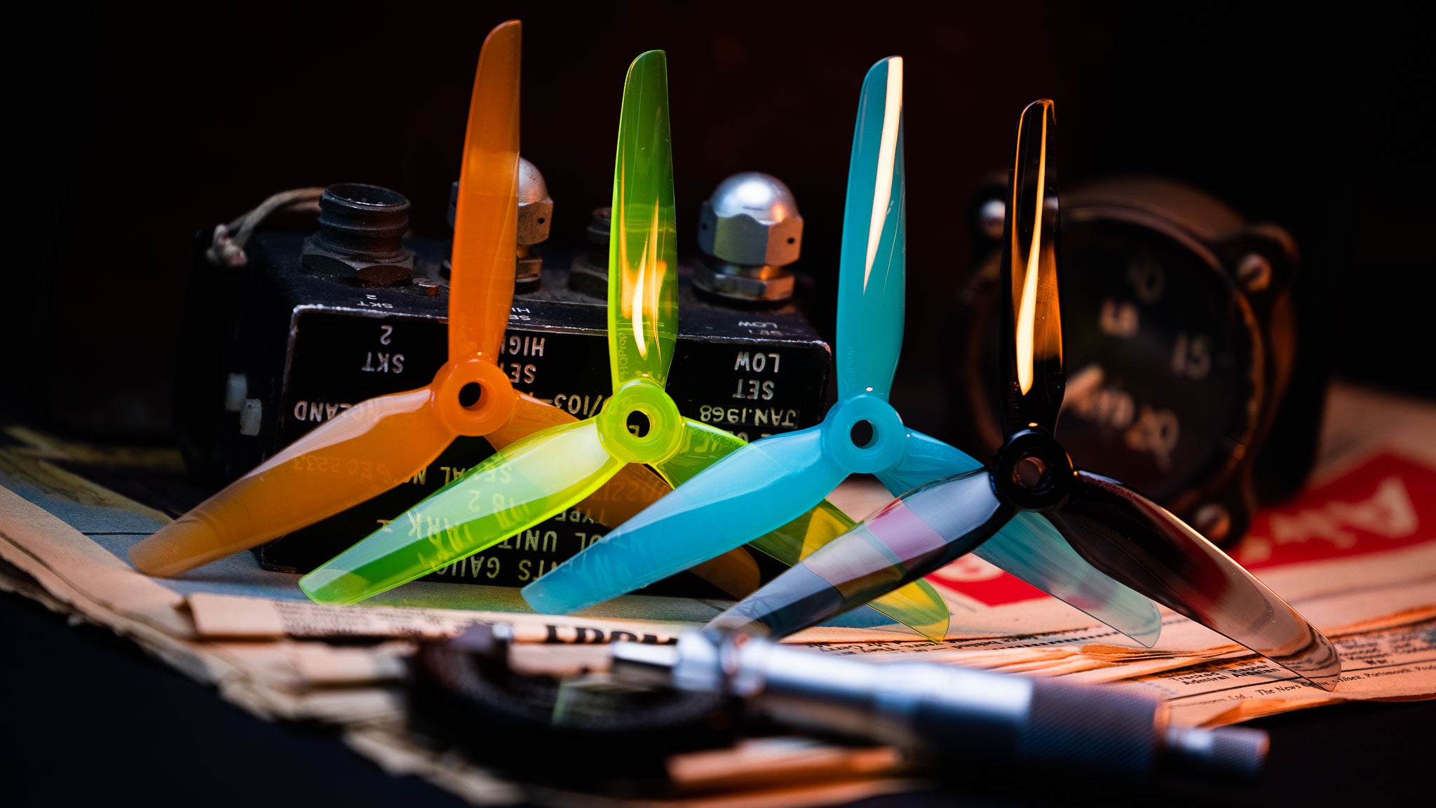 HQ R38 HeadsUp Racing Props (Set of 4) – Airjacker